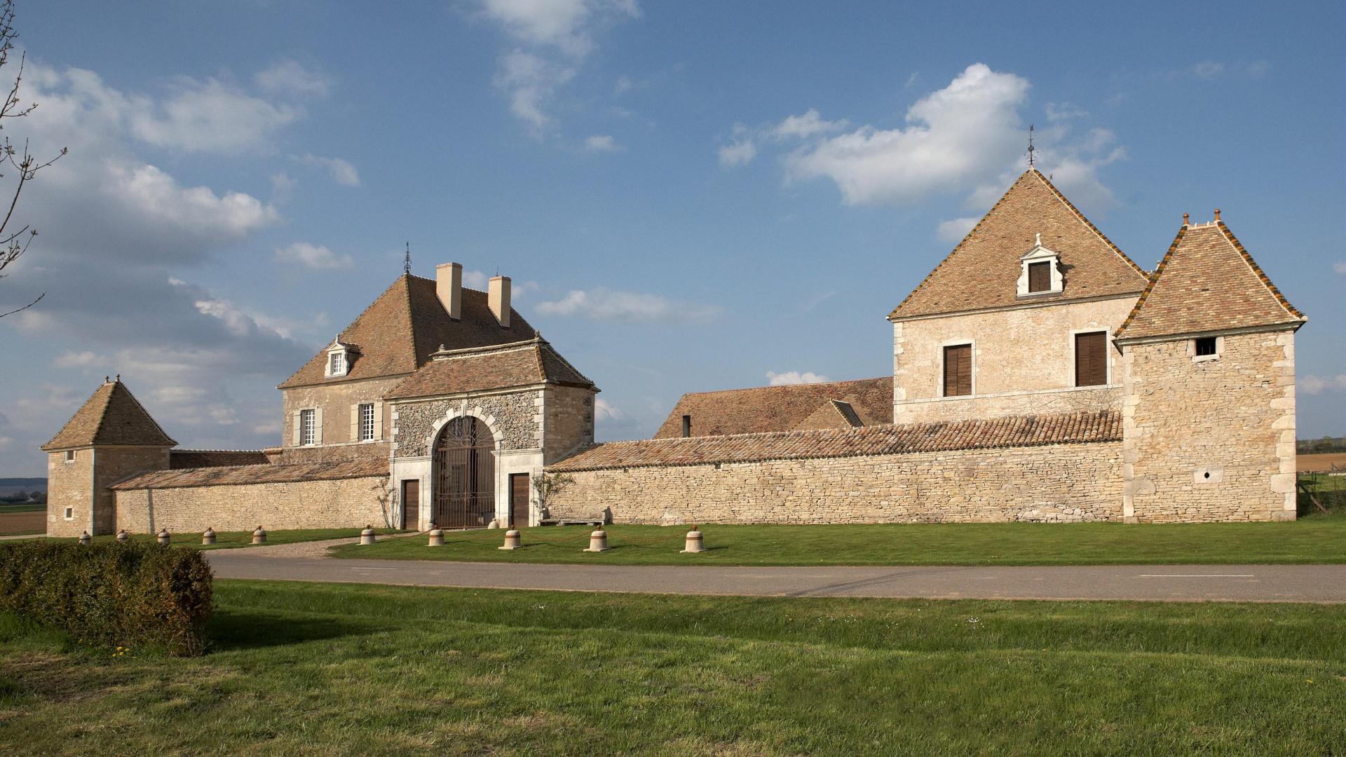 Near Meursault | Beaune and the Beaune region Tourism – Burgundy